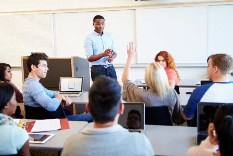 Top 7 Effective Teaching Methods For Adult Learning - Digiformag